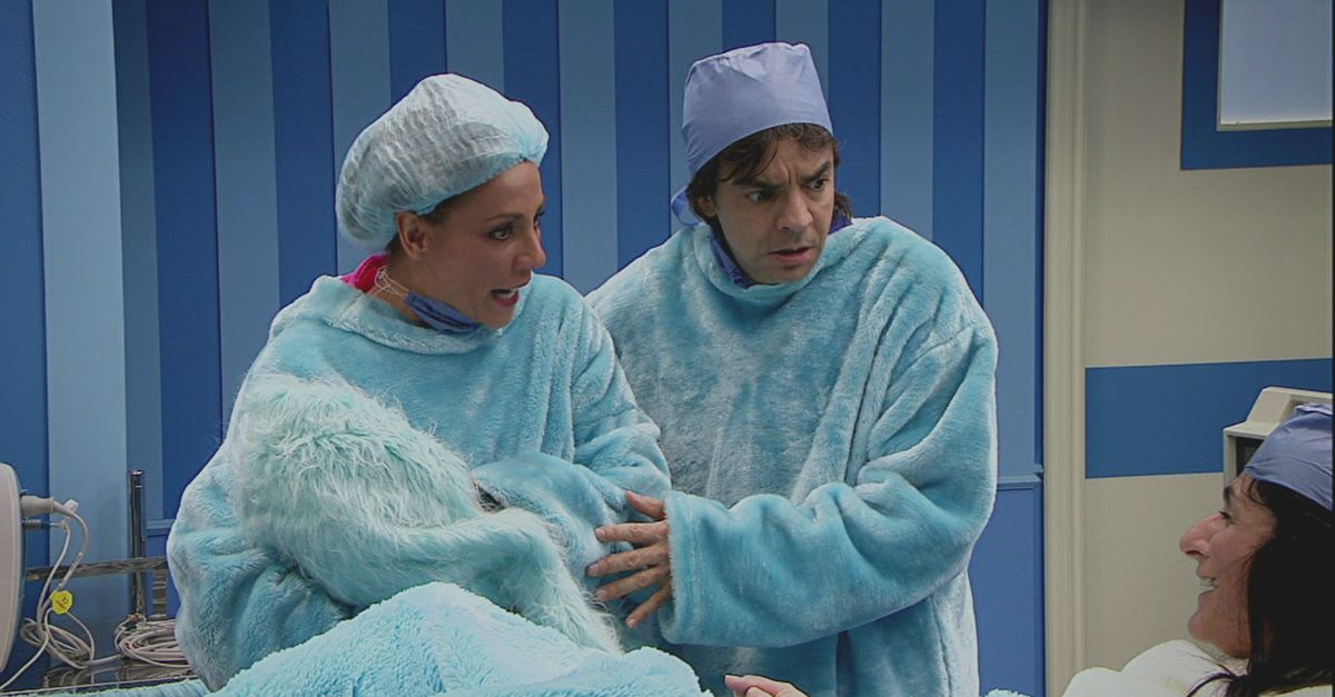 Ver La Familia P. Luche, capítulo 1 temporada 3 por ViX