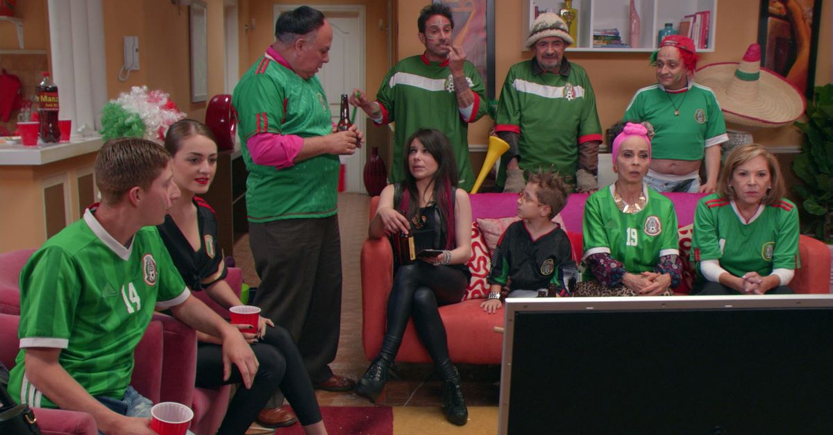 Ver Vecinos, capítulo 3 temporada 5 por ViX