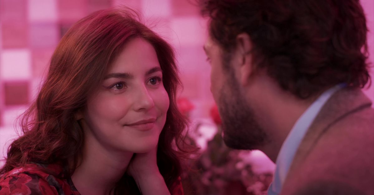 Ver Tía Alison, capítulo 11 temporada 1 por ViX