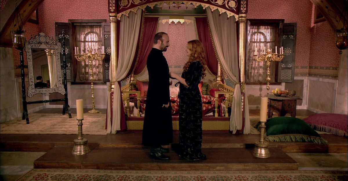 Ver El Sultán, capítulo 4 temporada 1 por ViX