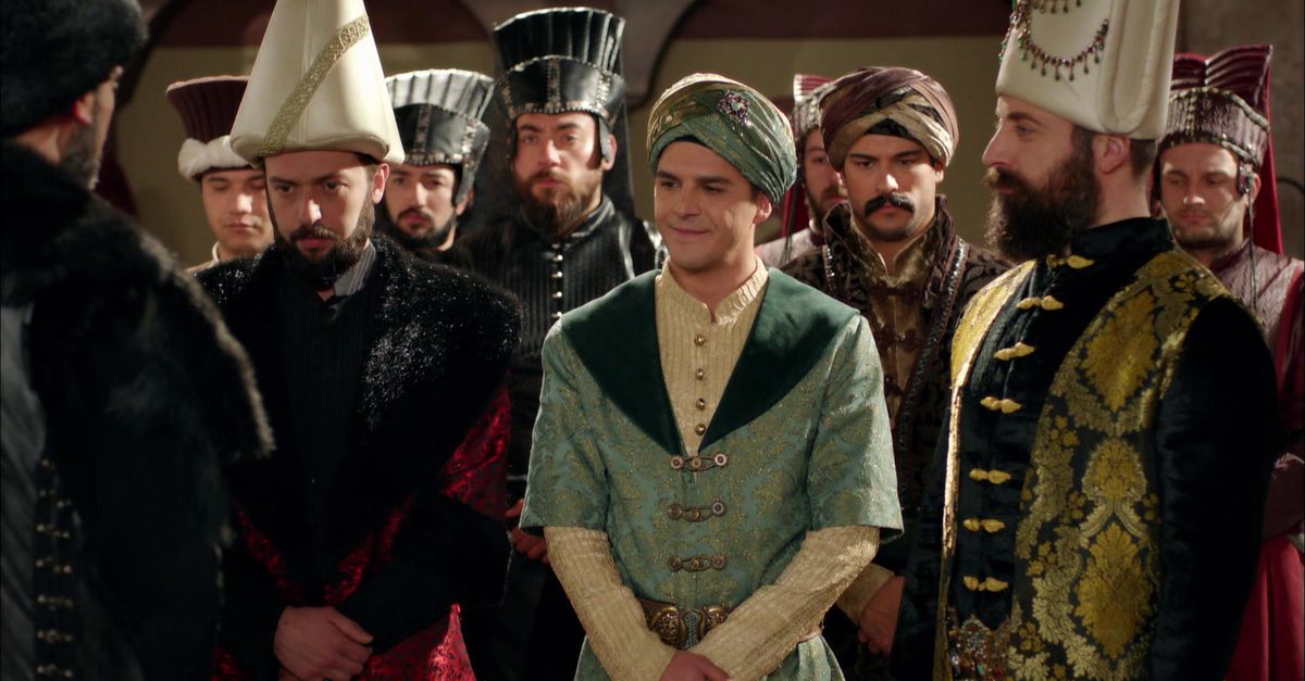 Ver El Sultán, capítulo 56 temporada 2 por ViX